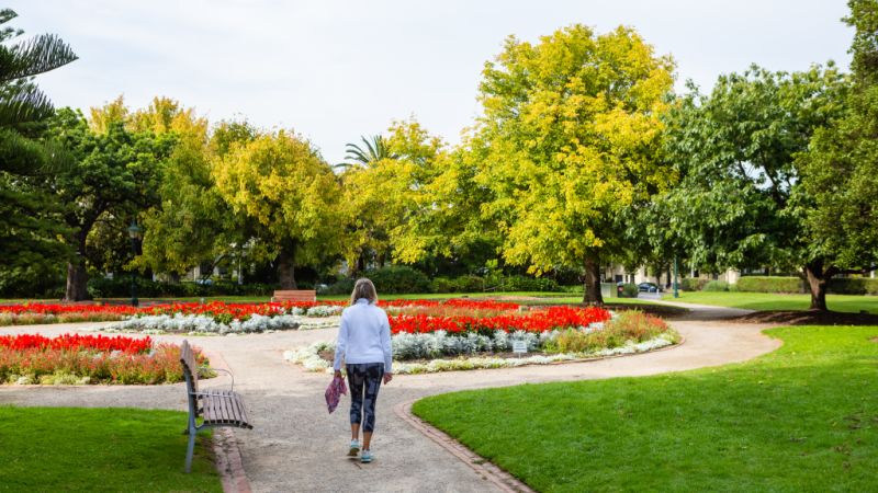 How to spend a day at St Vincent Gardens, Albert Park