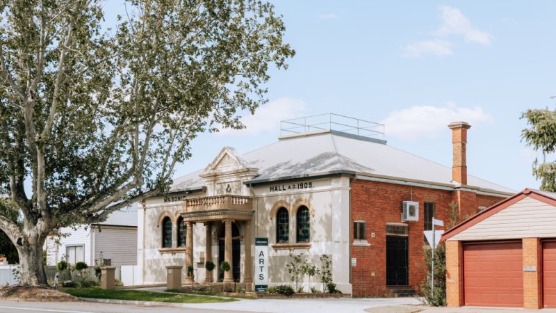 Narrandera: A classic Australian small country town