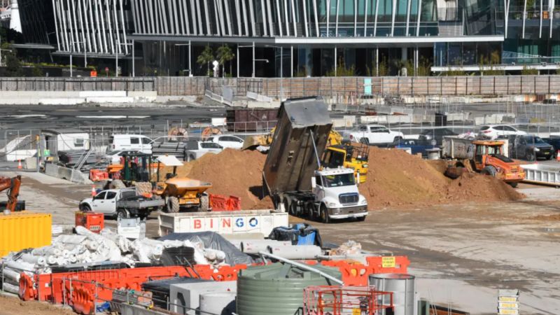 Builders push construction risks back to developers