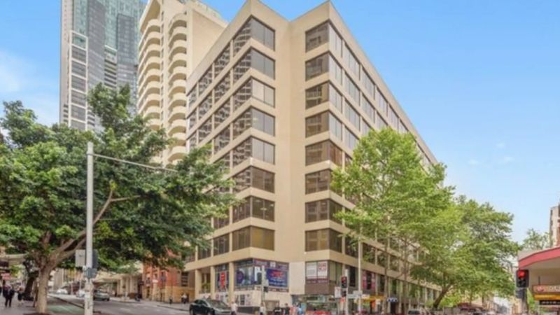 Strata sales hit record prices as investors dive in