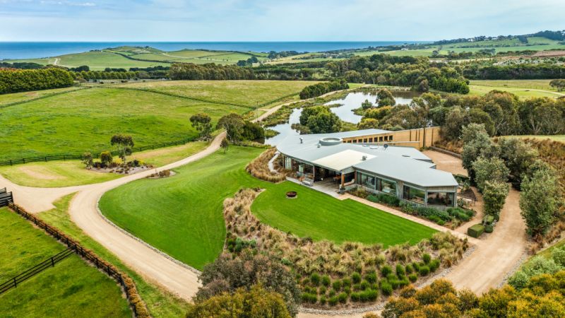 One of Mornington Peninsula's best in Flinders just listed