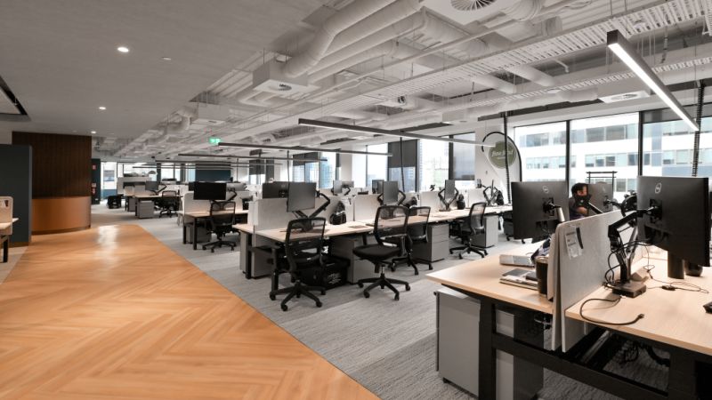 Split office spaces: to share or not to share?