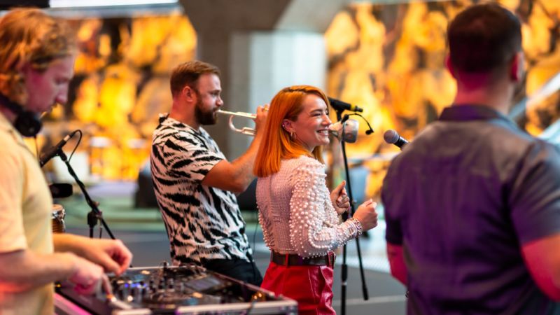 Live music and art installations: the office community with its own ...