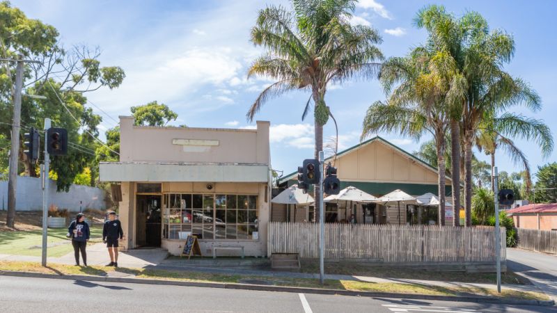 Eltham: Live a rural life but stay in metro Melbourne