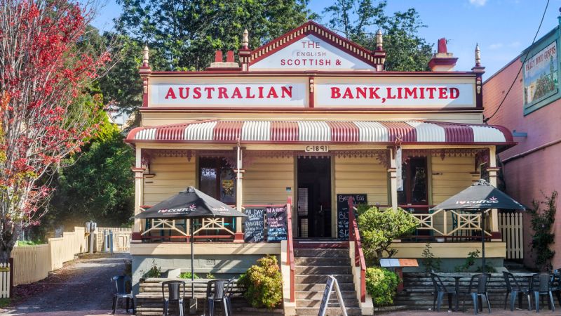 Lovingly restored 130-year-old Kangaroo Valley cafe on the market