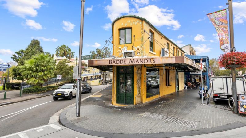 'Bring it back to life': Former 'Sydney institution' Badde Manors cafe ...