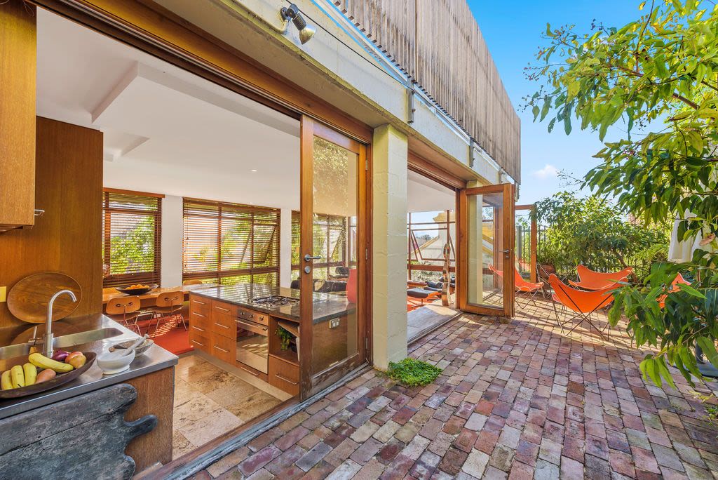 Former Woolloomooloo base of esteemed Australian architect Bruce ...