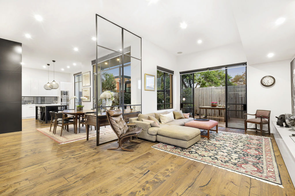 Former Australian Rules footballer Michael Roberts lists and more must ...