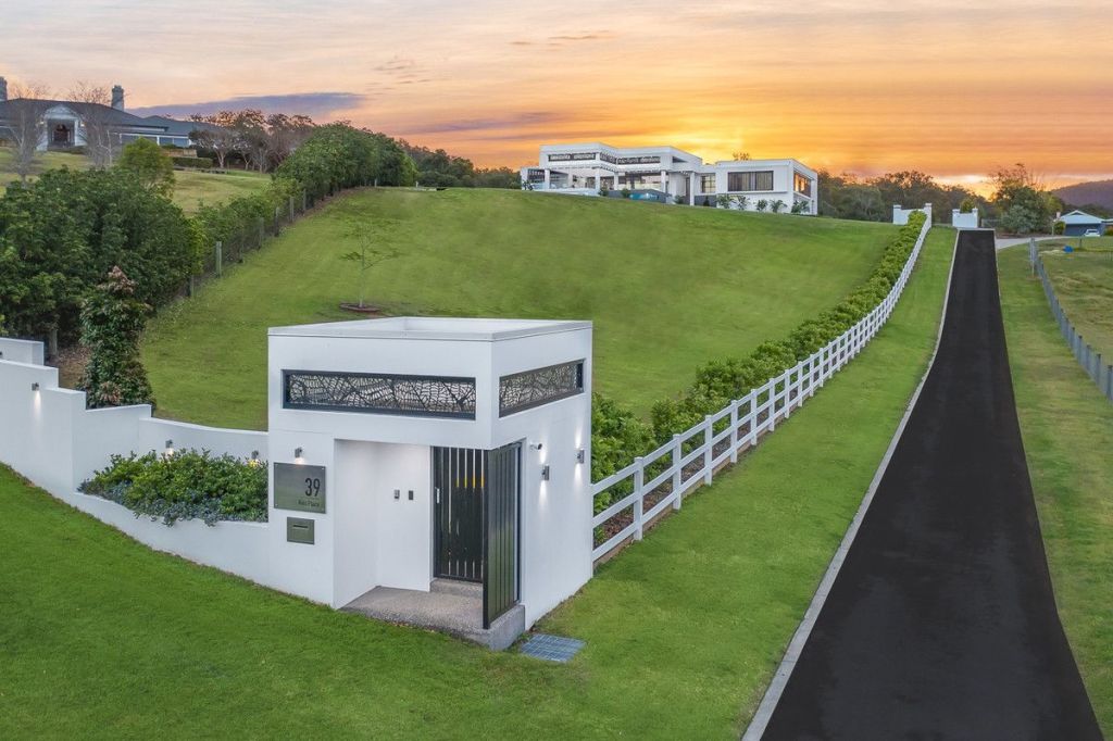 Brisbane's LA-style mansion set to break records at auction