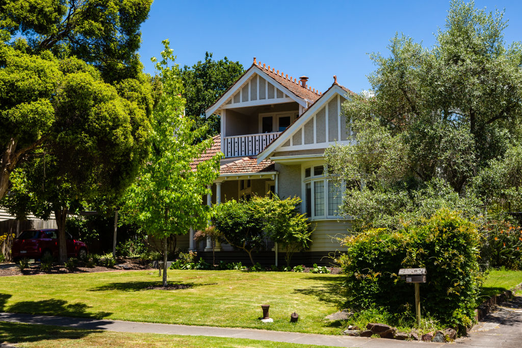 Canterbury: This suburb has been hosting legendary Christmas carols ...