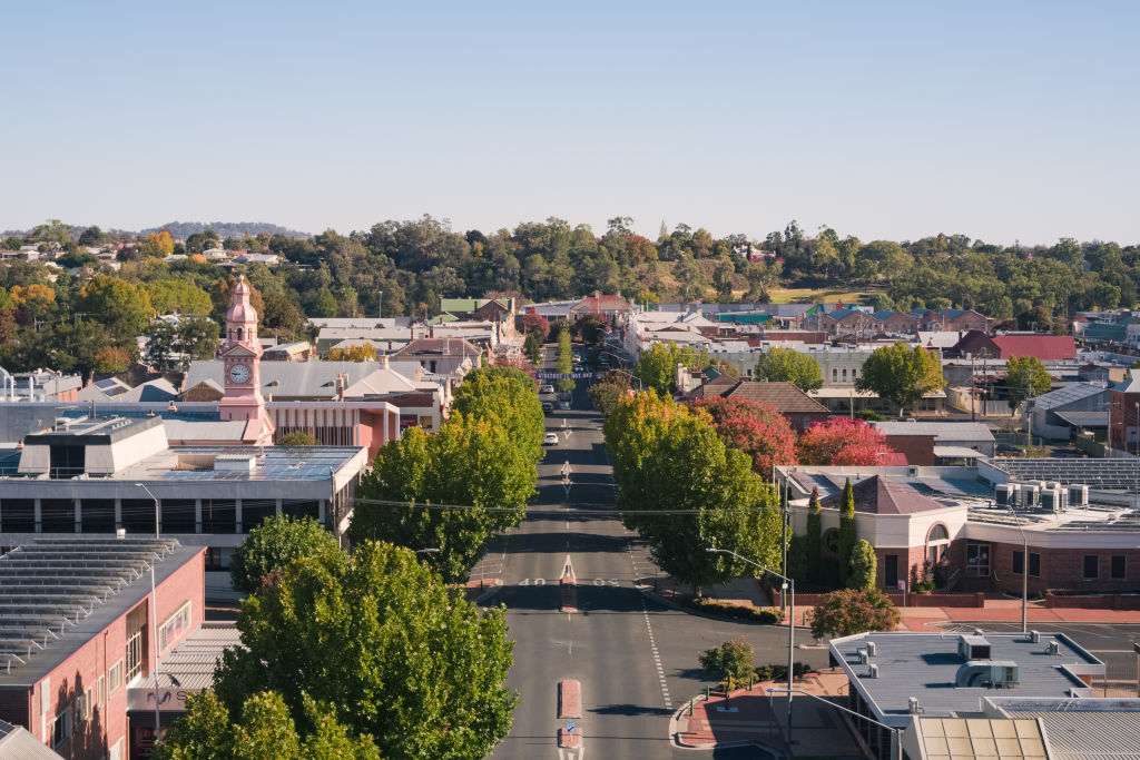 Inverell: The regional town that's a 'paradise without the beach'