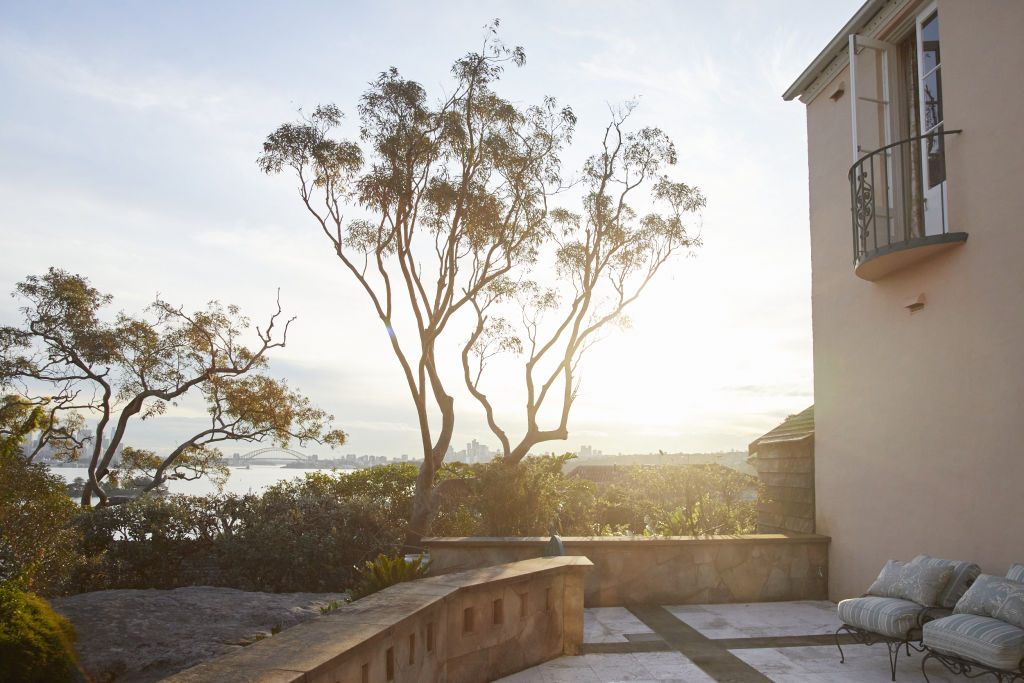 'Everyone loves it': The mansion no one wants to leave