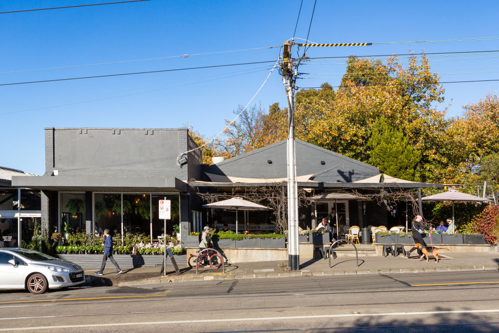 Deepdene: The tiny Melbourne 'burb that's 'got the lot'