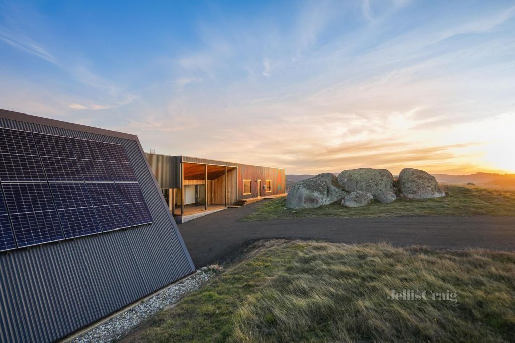 Astonishing multimillion-dollar find in an ancient Aussie landscape