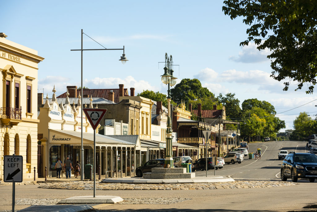 The wine-loving country town good enough for Ned Kelly
