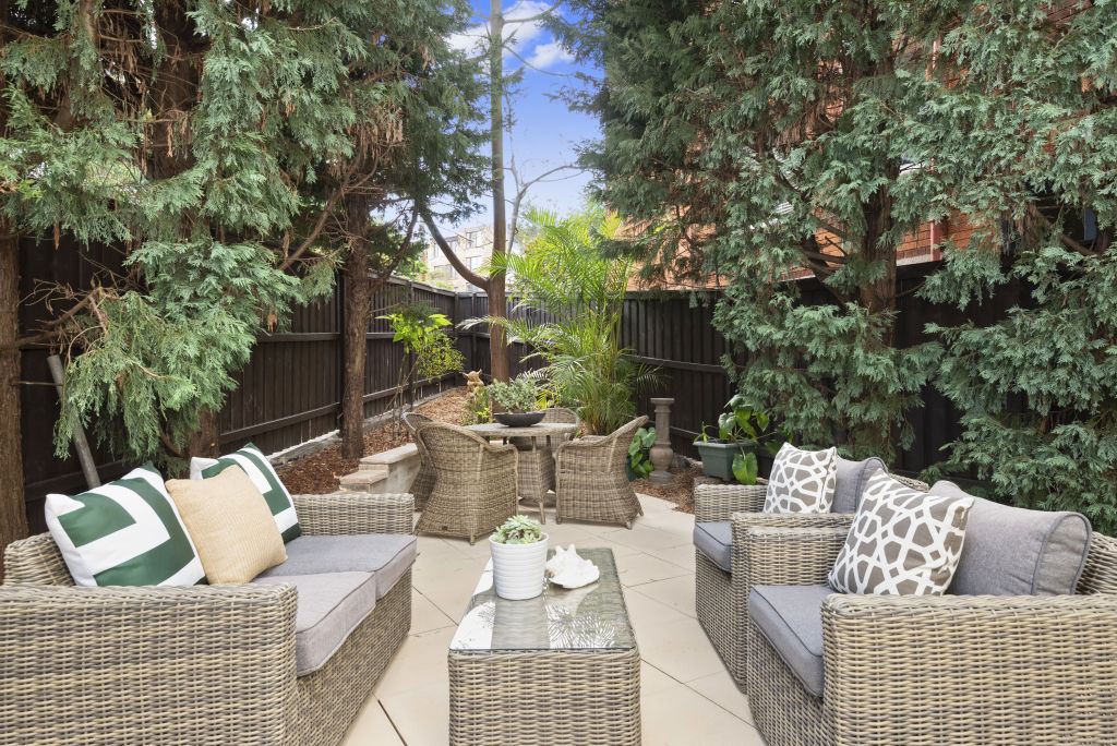 Old wealth, new vibe: Neutral Bay, the affluent suburb where a cool ...