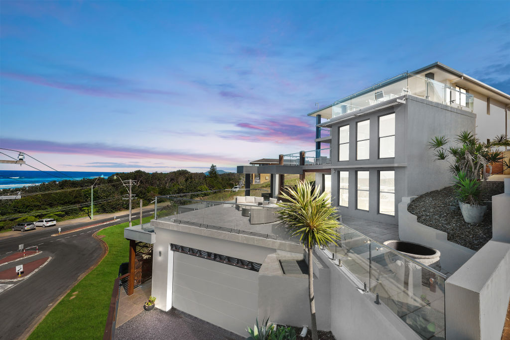 'Surrounded by water': Port Macquarie beachfront home hits the market